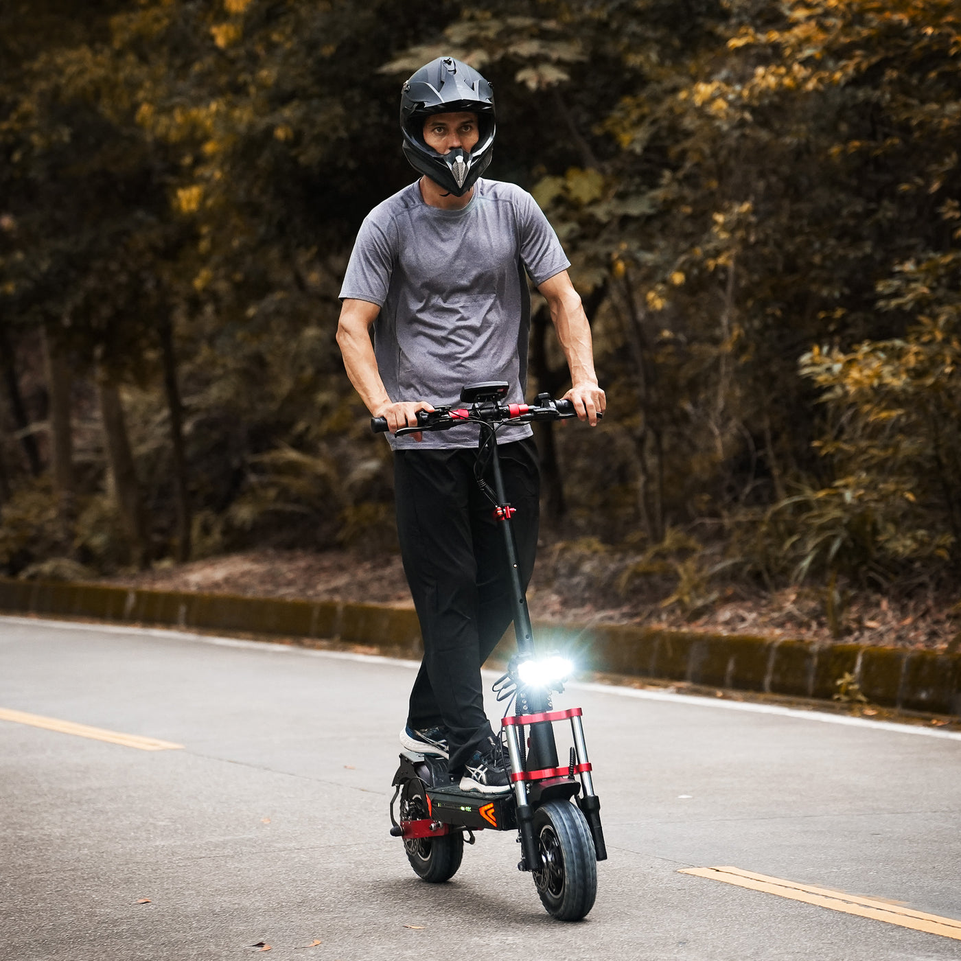 iScooter iX8 Off-Road Electric Scooter – 2400W Power, 70km Range, 60km ...